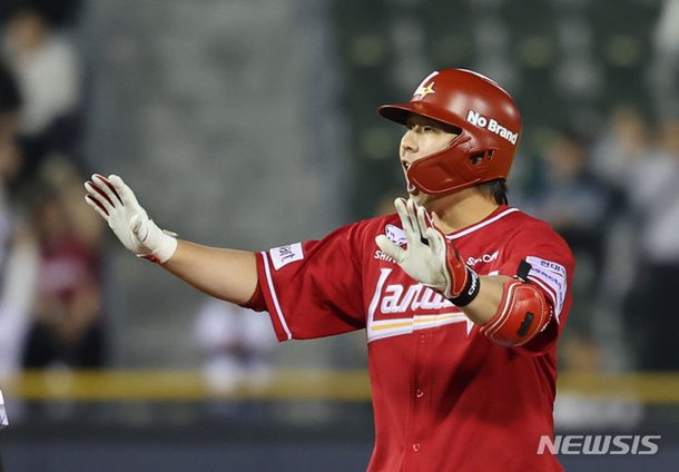 SSG 최정, KBO 역대 6번째 통산 1000볼넷 달성 : 네이트 스포츠