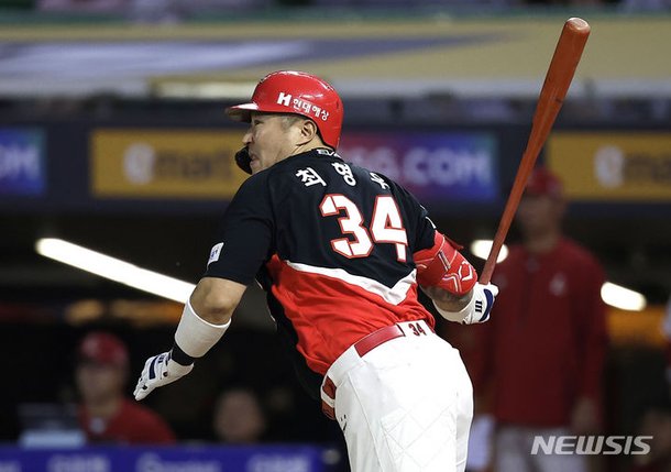 최형우, KBO 통산 최다 루타 신기록 4078루타 달성 : 네이트 스포츠