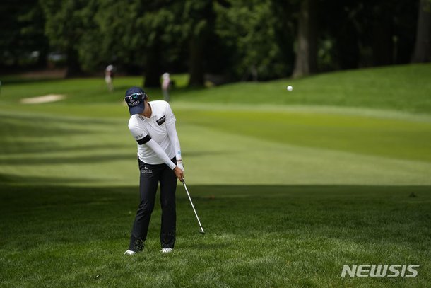 고진영, 위민스 PGA 챔피언십 3R 공동 4위 : 네이트 스포츠