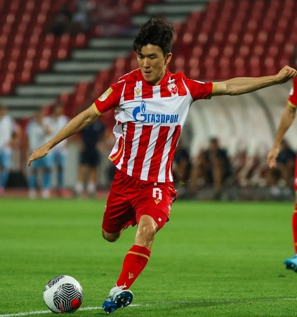 '황인범 도움·설영우 풀타임' 즈베즈다, UCL PO 1차전서 패배 : 네이트 스포츠