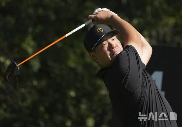 '버디만 8개' 임성재, PGA 조조 챔피언십 3R 공동 12위(종합) : 네이트 스포츠