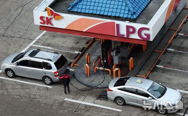 부탄 이어 프로판도 가격 오른다, E1·SK가스, 12월 LPG 공급가 인상 : 네이트 뉴스
