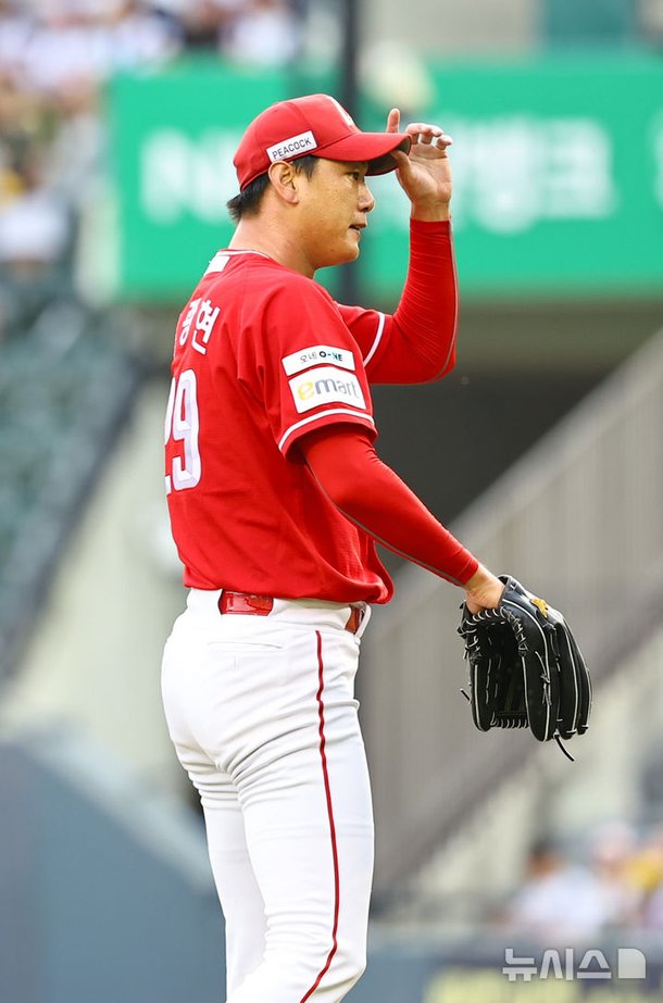 2000탈삼진 기록 세운 SSG 김광현 : 네이트 스포츠