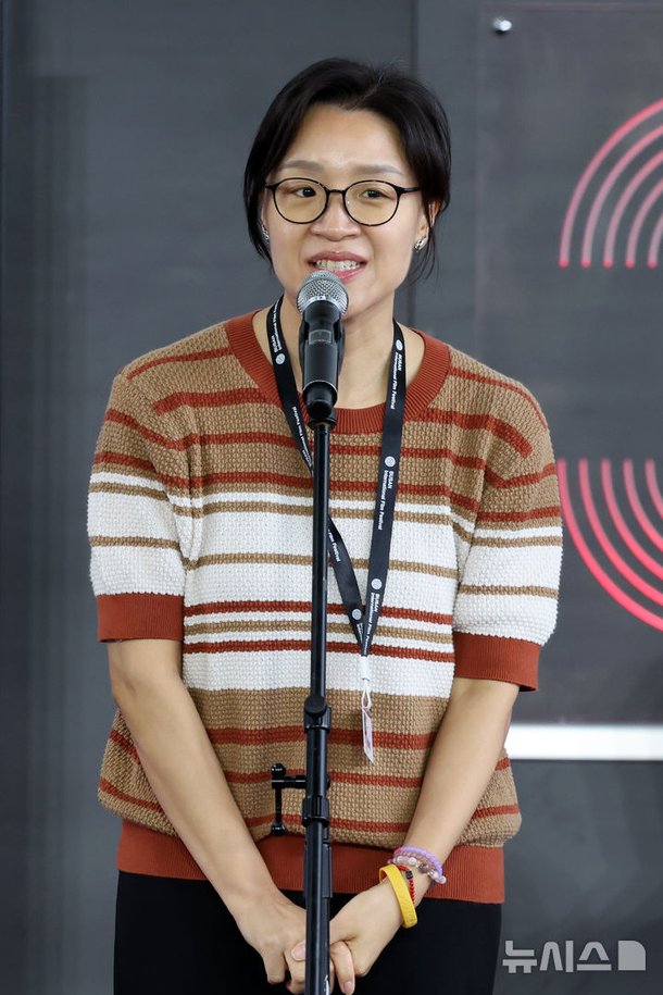 영화 '극장의 시간들' BIFF 무대인사 : 네이트 연예