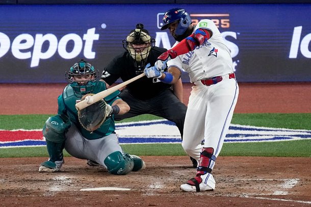 NLCS 6차전, 1점 홈런 치는 게레로 주니어 : 네이트 스포츠