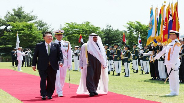Uae와 포괄적경제동반자협정…아랍 국가 최초 네이트 뉴스