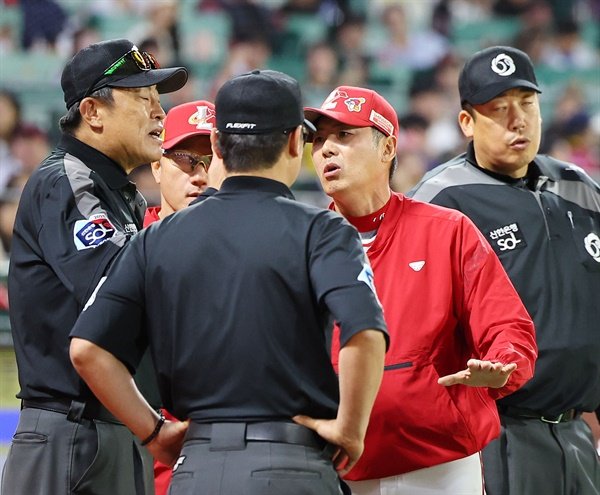 KBO의 오심 논란, 'AI 심판'이 해결해 줄까 : 네이트 스포츠