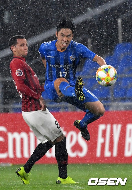 '무기력&졸전 그 자체' 울산, 우라와전 0-3 대패…ACL 16강 탈락 : 네이트 스포츠