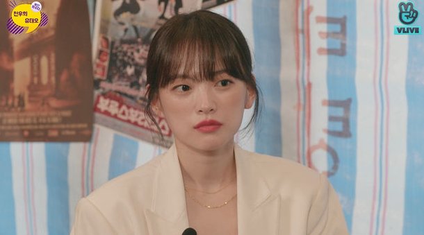 "부산영화제♥"…유태오X천우희, 술 한 잔 마시며 부른 #노래 #버티고(종합)[24th BIFF] : 네이트 연예