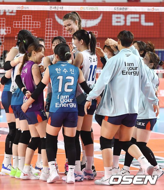 [사진]GS칼텍스, KGC인삼공사 상대로 3-1 승리 : 네이트 스포츠