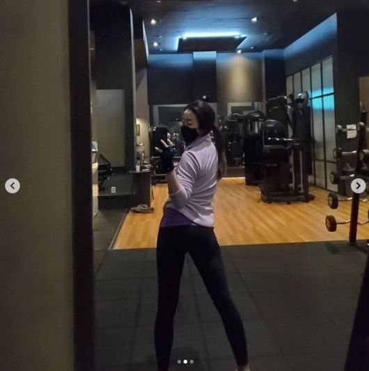 '50kg' 김경화, 운동하더니 몸매 이 정도였어?…45세 뒤태 여신[★SHOT!] : 네이트 연예