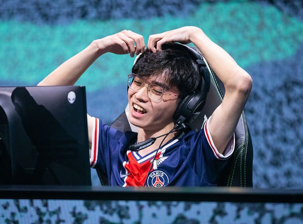 [MSI] PSG 탈론, 웅크린 RNG 상대 완승…승부 원점 : 네이트 스포츠