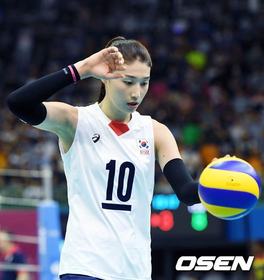 '김연경-이소영 결장' 여자배구, 미국에 셧아웃 무릎 '6연패' [VNL] : 네이트 스포츠