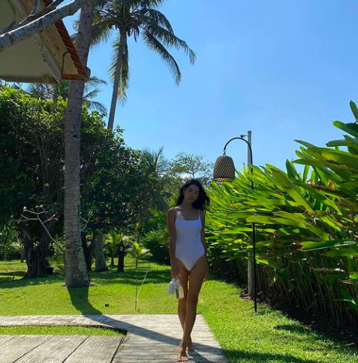 168cm 52.9kg' 가희, 이게 세수도 안 한 비주얼이라고? 그.사.세 몸매 폭발 : 네이트 연예