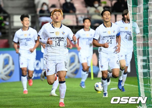 작년 FA컵 아픔 씻은 이동경의 '전주성 산책' [이대선의 모멘트] : 네이트 스포츠