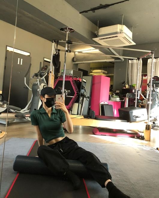 신예은, 마른 줄만 알았다면 오산…배도 쩍 갈라진 168cm·42kg : 네이트 연예