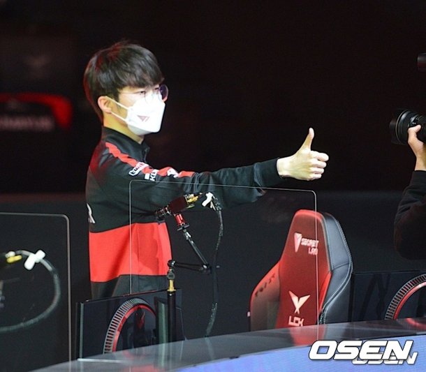 [Oh!쎈 롤챔스] LCK V10 향한 '페이커' 이상혁의 열망 : 네이트 스포츠