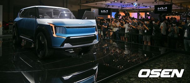 [사진] 기자들의 관심 끈 '더 기아 콘셉트 EV9' : 네이트 뉴스