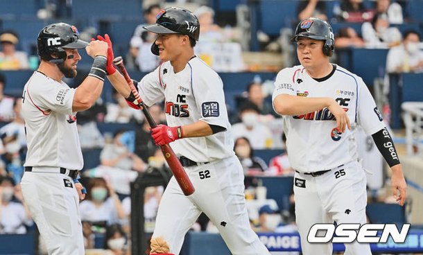 '노진혁 3점포+김태경 깜짝 호투' NC, LG에 6-2 승리 [창원 리뷰] : 네이트 스포츠