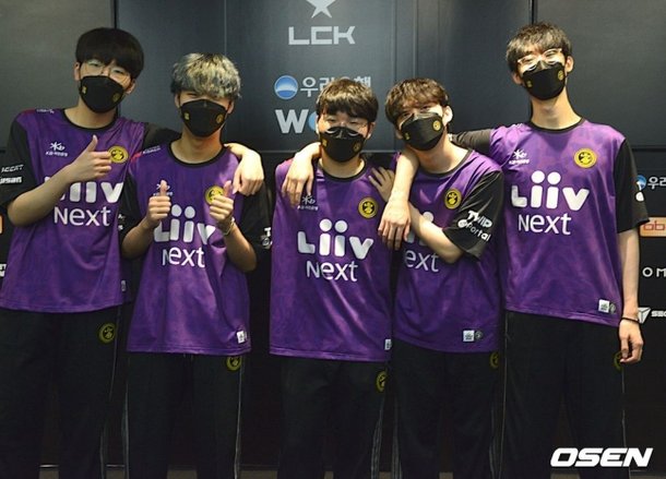 [LCK] 리브 샌박-디알엑스, PO 1R서 진검 승부…'베스트5' 출전 : 네이트 스포츠