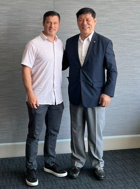 KBO허구연 총재, ML 3개팀 CEO만나KBO리그 개막전美개최 협의 [오피셜] : 네이트 스포츠