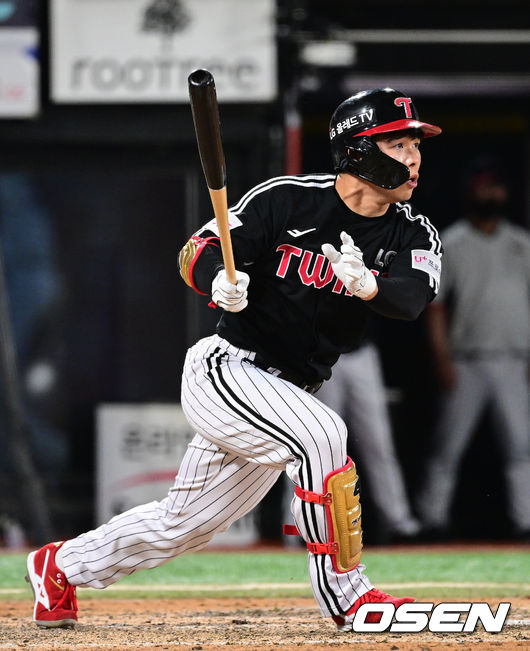 이정후 위협하던 '복덩이' 타자, 왜 9월 타율 9푼7리로 급추락했을까 : 네이트 스포츠