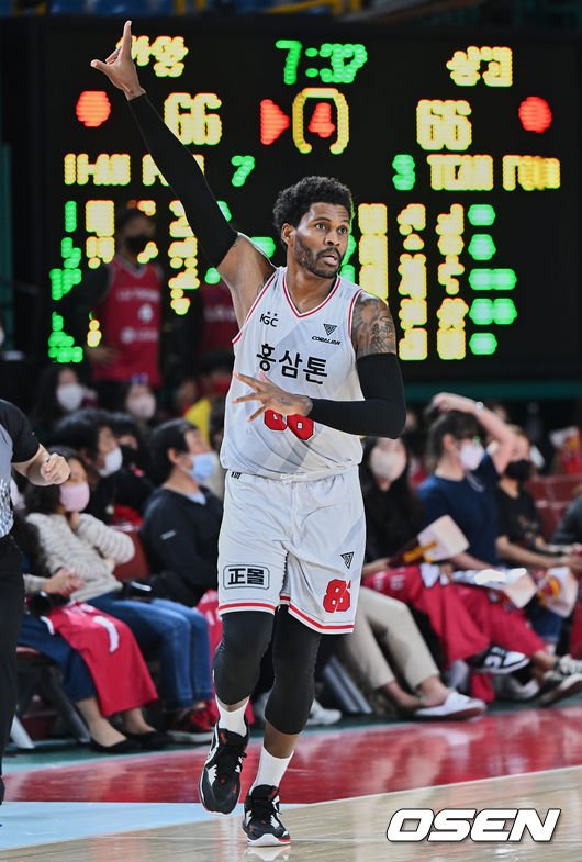 '4Q 먼로쇼' KGC, LG에 짜릿 역전승 '선두'…모비스는 3연승 : 네이트 스포츠