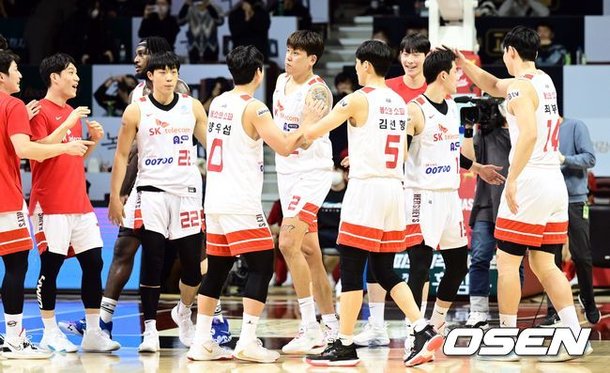 [사진]SK, 'KGC 상대로 82-81 승리' : 네이트 스포츠
