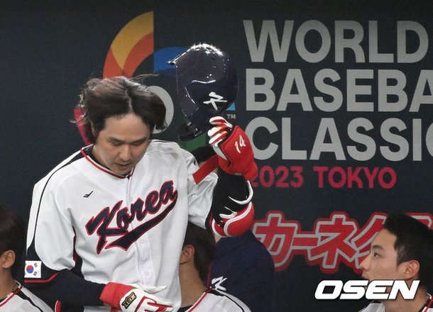 "옆에서 잔소리하고 싶다" 韓 대표 3루수의 빈타, KBO 최다안타 레전드도 한탄 : 네이트 스포츠