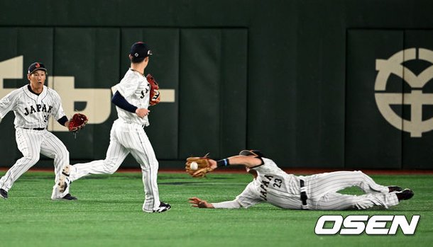 '왜 뽑았나→1R MVP' 실력으로 증명한 日 눗바, 에드먼도 한국 기적 일으킬 수 있을까 : 네이트 스포츠