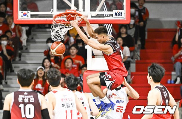 '오세근 21점' KGC, SK 추격 뿌리치고 챔프전 2차전 승리…시리즈 균형 맞췄다[오!쎈 현장] : 네이트 스포츠