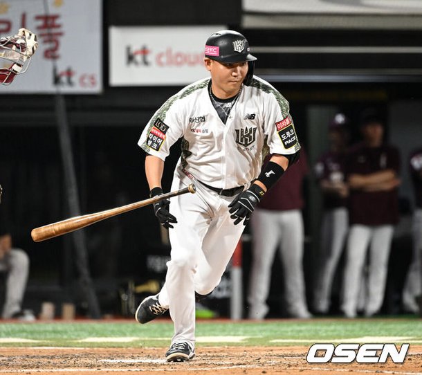 '장성우 끝내기 희생플라이' KT, 연장 혈투 끝에 키움 제압…파죽의 6연승 질주 [수원 리뷰] : 네이트 스포츠