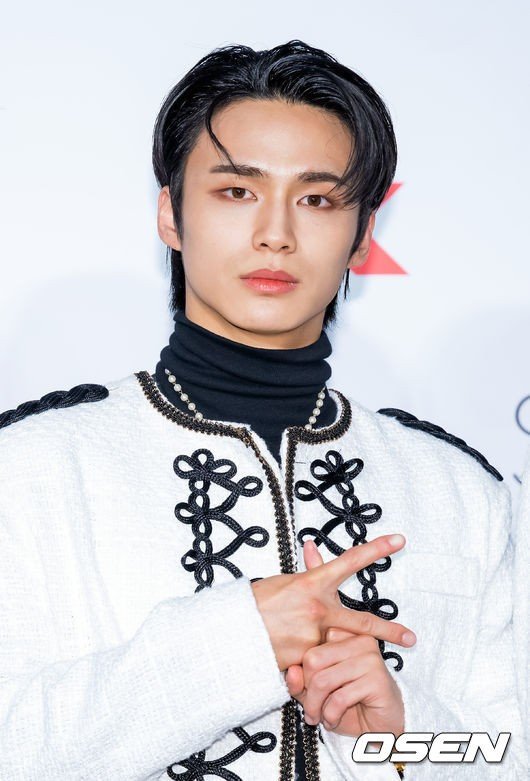 DKZ 경윤, 'JMS 신도 논란' 5개월만 팀 탈퇴 "연내 군입대" [Oh!쎈 이슈] : 네이트 연예