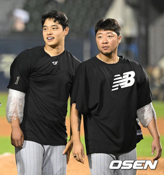 '151km' 왼손 불펜, '나도 LG 킬러다'…8경기 2승 2홀드 ERA '0' 위력투 : 네이트 스포츠