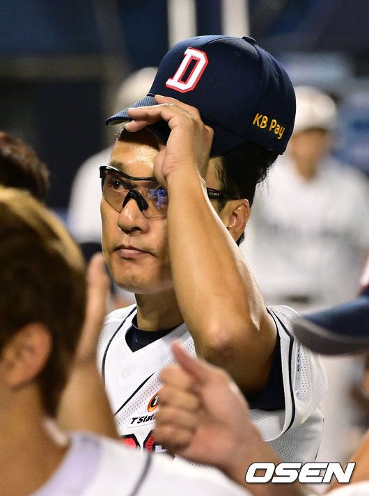 5위 SSG 2G차 맹추격…'3연승' 국민타자의 감탄 "최고참 김재호, 타격이 역시 남다르다" [잠실 톡톡] : 네이트 스포츠