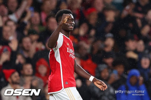 '7년을 기다렸다' 아스날, UCL 복귀전서 PSV 4-0 대파…사카·트로사르·외데고르 1G 1AS : 네이트 스포츠