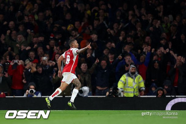 '7년을 기다렸다' 아스날, UCL 복귀전서 PSV 4-0 대파…사카·트로사르·외데고르 1G 1AS : 네이트 스포츠