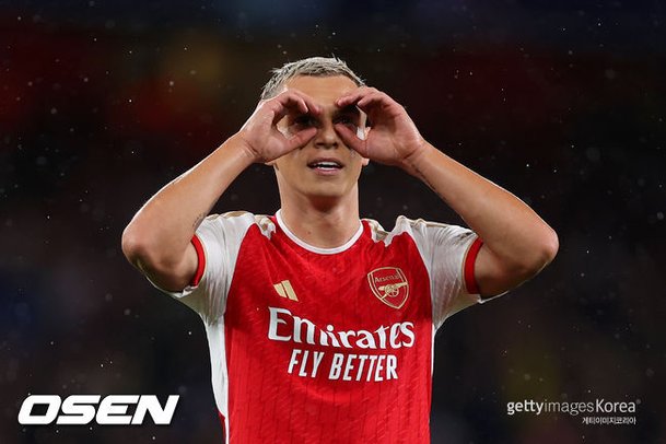 '7년을 기다렸다' 아스날, UCL 복귀전서 PSV 4-0 대파…사카·트로사르·외데고르 1G 1AS : 네이트 스포츠