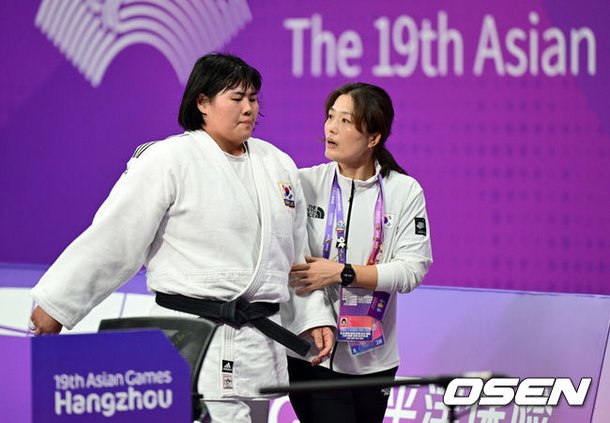 유도 첫 금메달! 여자 78kg 이상급 김하윤, 자존심 살렸다…AG 10회 연속 金 달성 : 네이트 스포츠