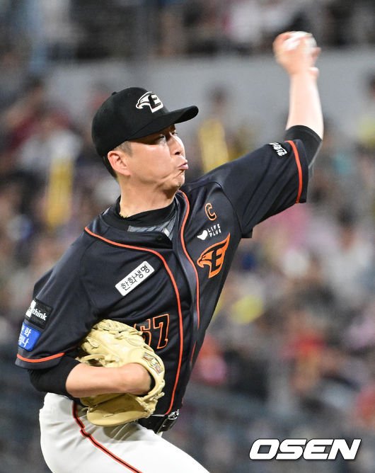 한화 정우람, KBO리그 투수 최초 1,000경기 출장 눈앞 : 네이트 스포츠