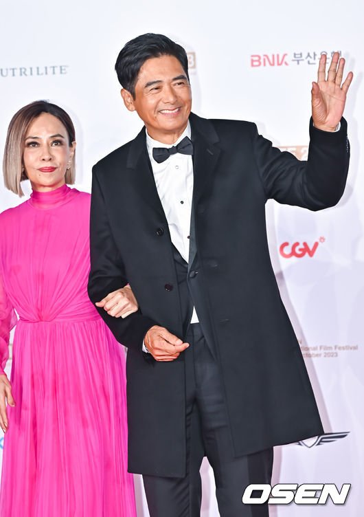 주윤발 "연기 시작한 지 50년…♥아내 감사하다"(28회 BIFF)[Oh!쎈 현장] : 네이트 연예