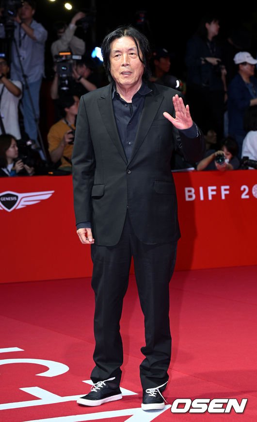 "母 지극 정성으로 돌봤다"…이창동 감독 해명한 故윤정희 가족사 (28회 BIFF)[Oh!쎈 초점] : 네이트 연예