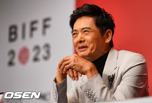 주윤발 "아예 죽었다는 가짜 뉴스 떴다, 매일 일어나는 일이라 신경 안 써"(28th BIFF)[Oh!쎈 현장] : 네이트 연예
