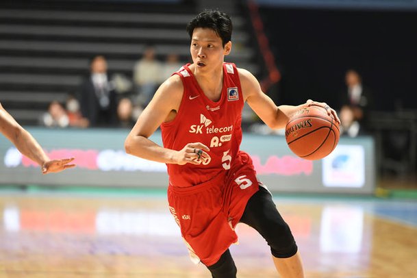 '39점 해줬던 워니 없어도 리온이 있네?' SK, 홈에서 류큐에게 설욕했다…EASL 첫 승 : 네이트 스포츠