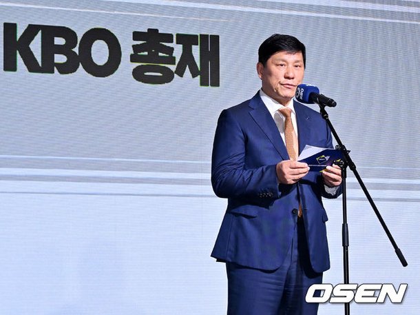 KBO, 제25대 총재로 허구연 현 총재 선출…2026년까지 연임 [공식발표] : 네이트 스포츠