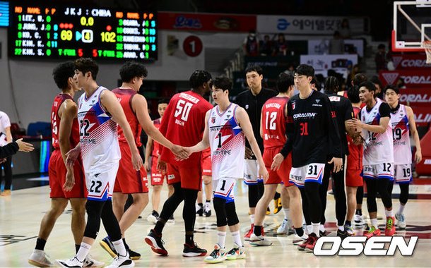 '먼로-아반도 분전했지만…' EASL 정관장, 日 제츠에 33점 차 대패 : 네이트 스포츠