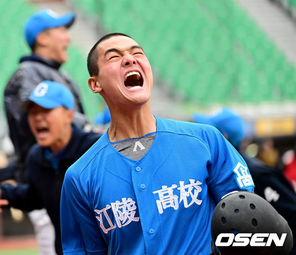 "선배들처럼 빨리…" 150km 쏘는 193cm 예비루키, 예사롭지 않은 벌크업, 1R 잭팟 잇는다 : 네이트 스포츠
