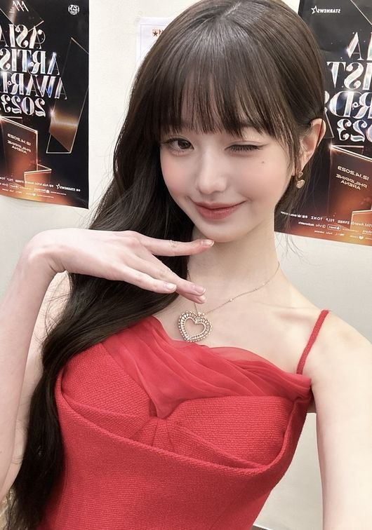 아이브 장원영, '2023 AAA' 3년 연속 MC…MZ 워너비 아이콘 증명 : 네이트 연예