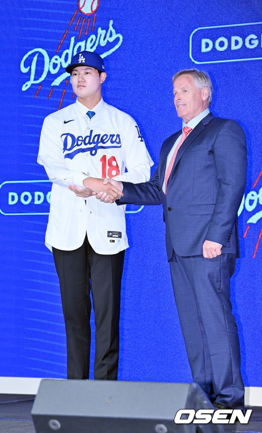 "韓 1순위 예상됐지만 ML 도전" 157km 국대 고교생, 다저스 '귀중한 유망주'로 꼽히다 : 네이트 스포츠