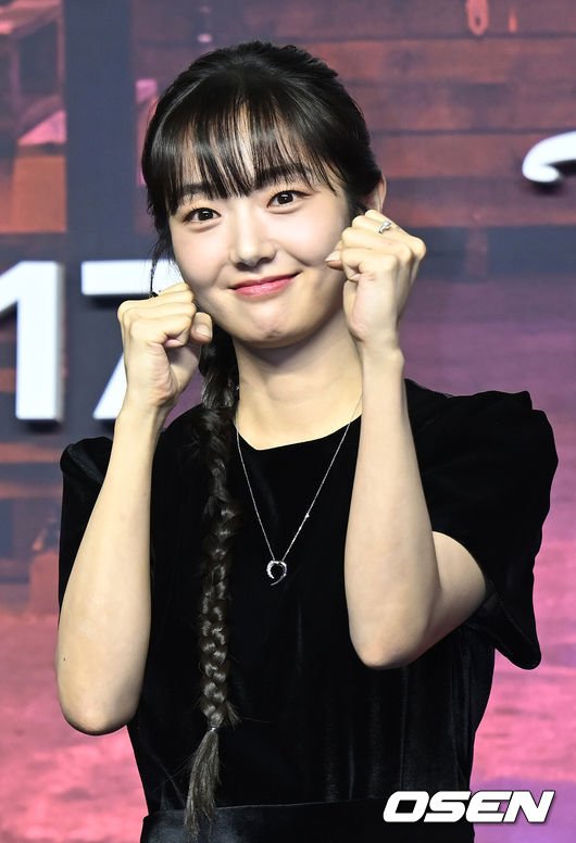 김혜준, 액션 요정에서 홍보 요정으로…'킬러들의 쇼핑몰' D-1 : 네이트 연예